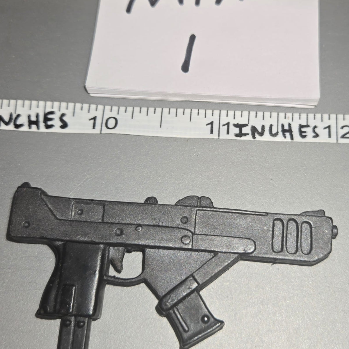1/6 Scale Science Fiction Blaster Pistol – Zhukov's Attic