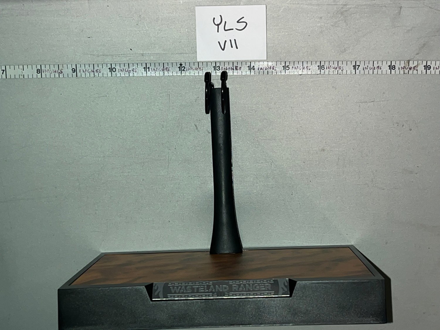 1/6 Scale Figure Stand - Mad Max - Present Toys Wasteland Ranger ...