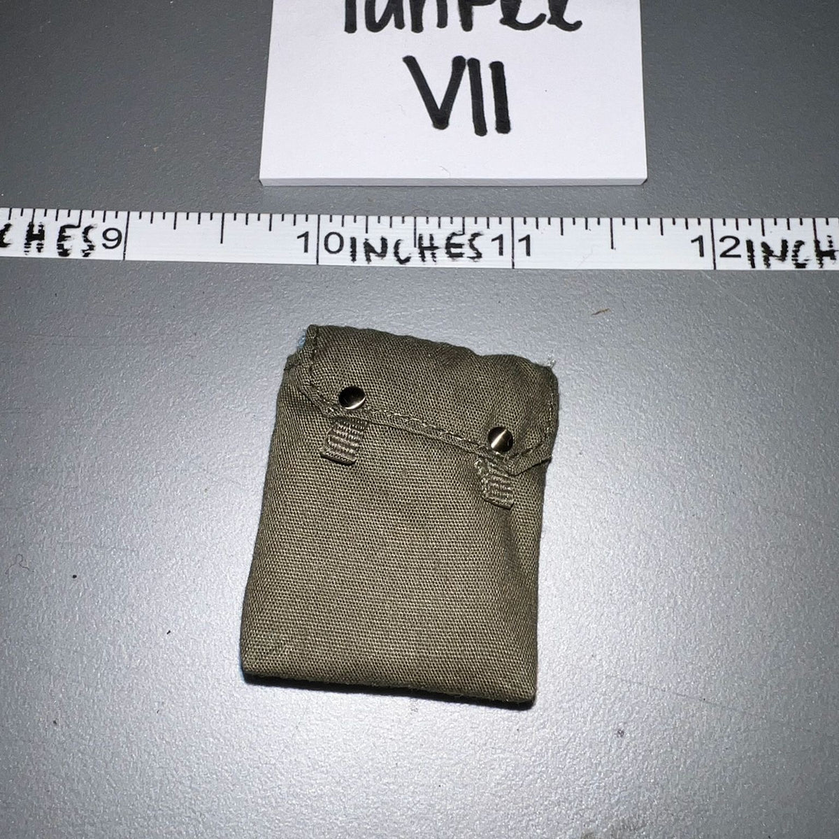 L1:6 Scale WWII German Gas Mask Cape Pouch – Zhukov's Attic