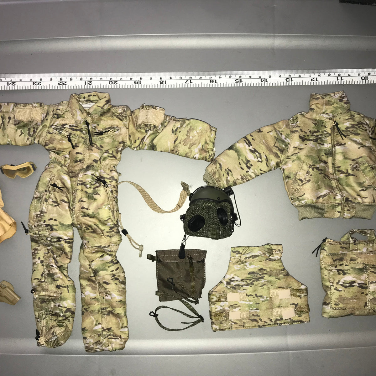 1/6 Scale Modern Era US OCP Multicam Tanker Armored Crewman Uniform Se ...