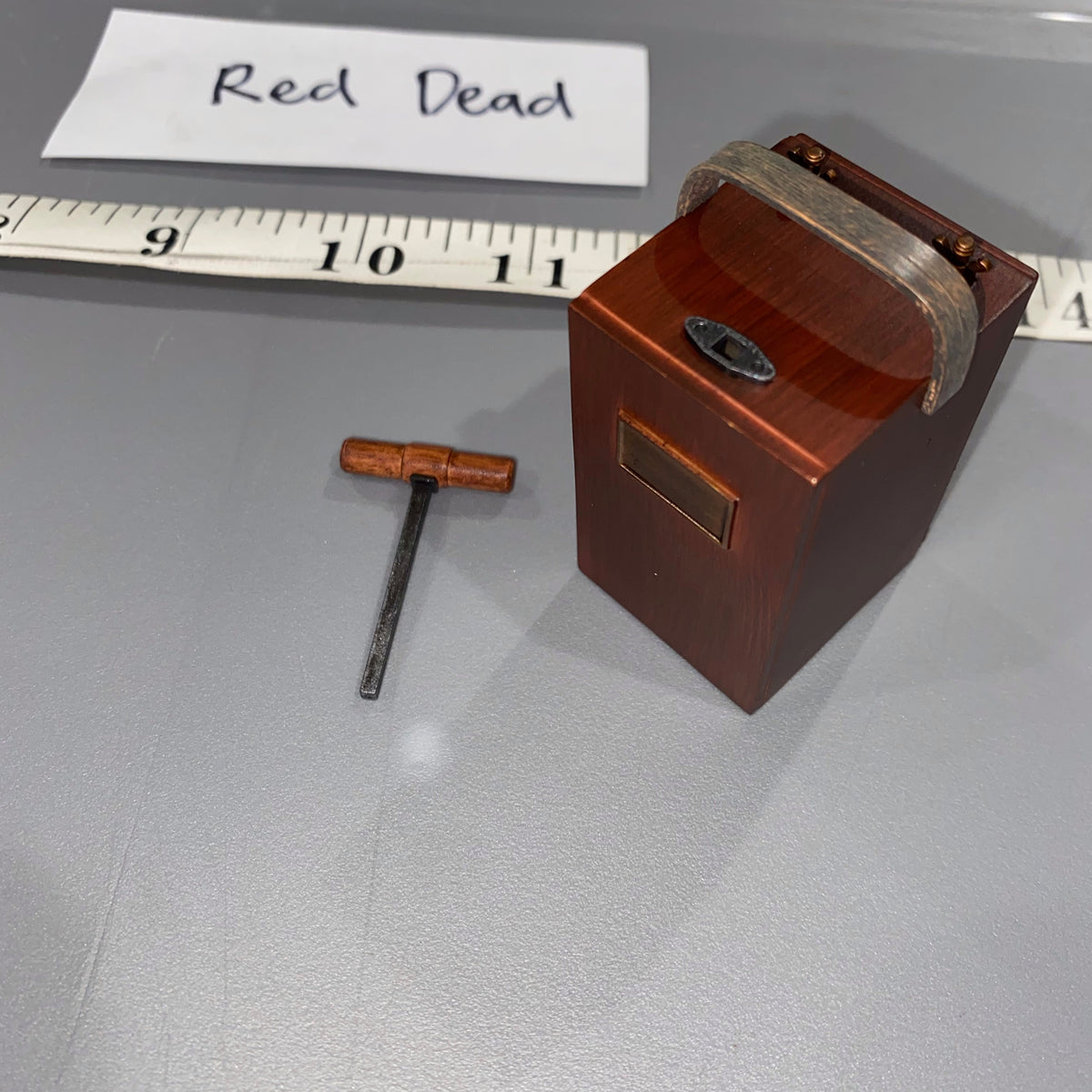 1/6 Scale Western Era Red Dead Detonator Box 112580 – Zhukov's Attic